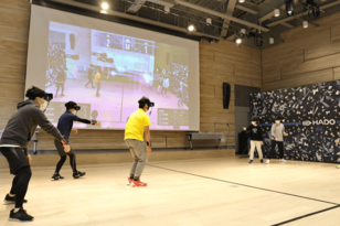 かめはめ波が撃てる！？気分は「オッス、オラ…」 まるでゲームや漫画の主人公、テクノスポーツ「HADO」を記者が体験[動画で紹介] | 新潟日報 ...