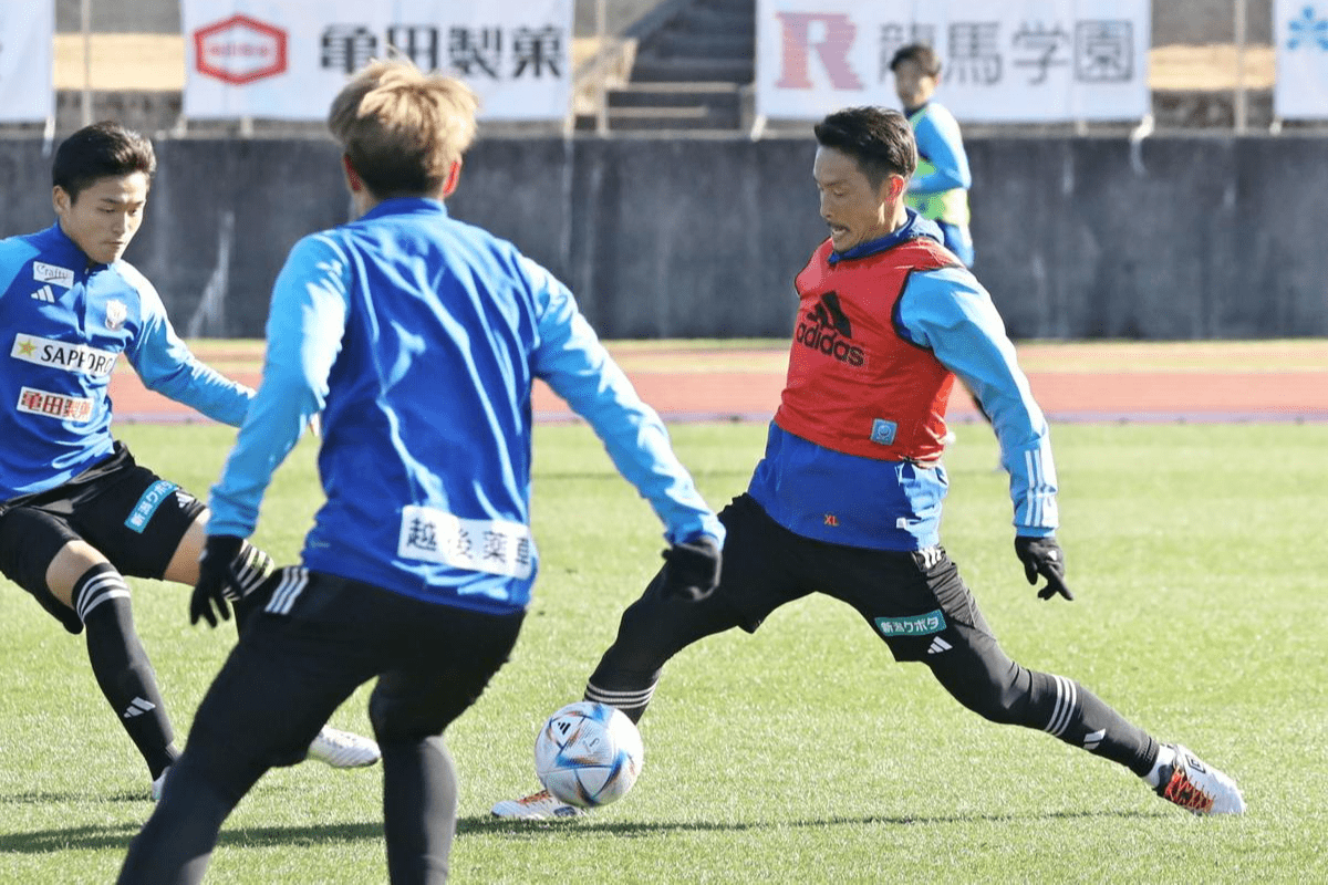 [サッカーJ1・アルビ新潟]ゲーム形式で練習、要求し合う声そこかしこで 高知キャンプ5日目 | 新潟日報デジタルプラス